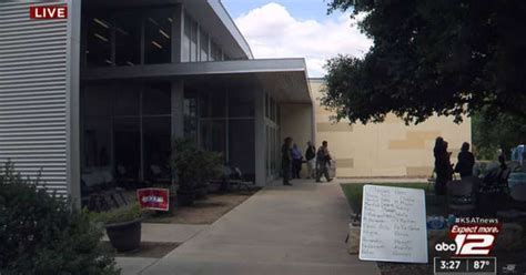 Tiroteio Em Escola No Texas Deixa Mortos E Feridos