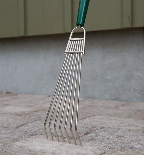 Lee Valley Bed Rake Lee Valley Tools