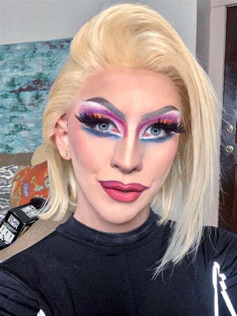 Drag Babes Photo 5 AShemaletube