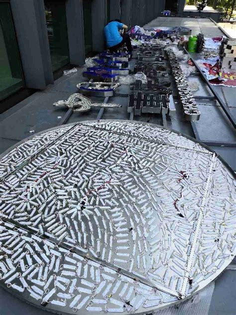 重庆发光字 重庆专业标识字牌 重庆标识标牌 重LED广告屏 发光字 金属字 展台展厅 产品展示