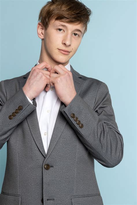 Ethan D New View Modeling