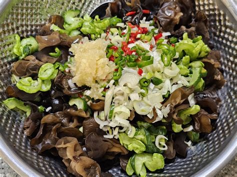 목이버섯 오이무침 여성건강 최고 반찬