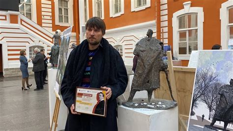 У себя на огороде поставьте Питерцы возмущены скульптурой Шаляпина