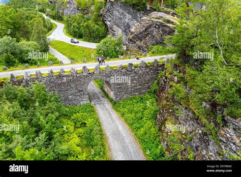 Serpentine Curve Hi Res Stock Photography And Images Alamy
