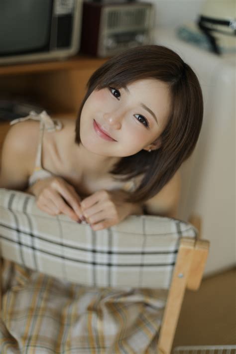 [艺图语] 2022 07 21 午后的小憩 宝儿 微图坊