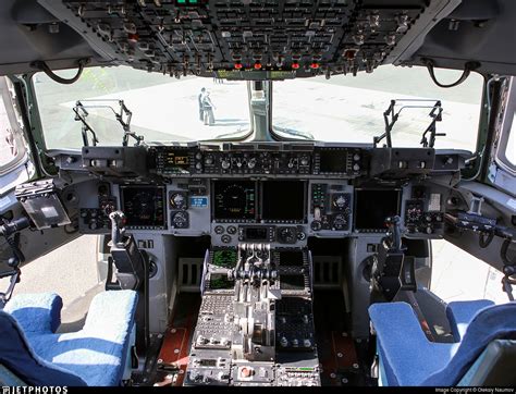C17 Cockpit