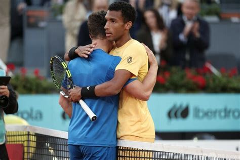 けが人相次ぐマドリードop、オジェ・アリアシムがルブレフと決勝へ 写真9枚 国際ニュース：afpbb News