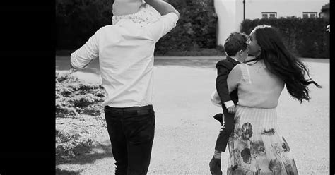 Harry Y Meghan Celebran Bautizo De Lilibet Sin La Presencia De La Familia Real