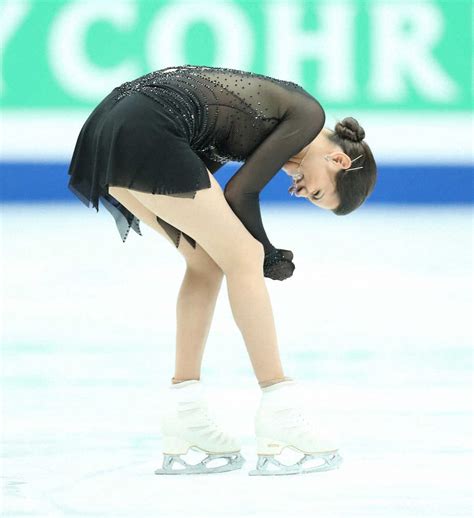 ＜世界フィギュア・女子フリー＞フリーの演技を終え喜びを爆発させるメドベージェワ（撮影・小海途 良幹） ― スポニチ Sponichi