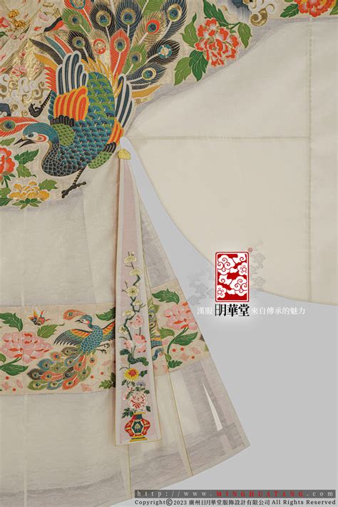 孔雀花蝶流水云肩通袖妆花织金纱袍单品 广州日月华堂服饰设计有限公司官网
