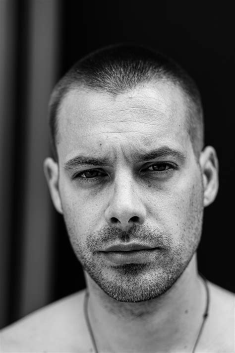 Glumci Pred Objektivom Fotograf Jernej Jelen O Izložbi Sjena Lika