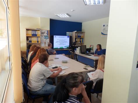 ОБЩИНИ ФИРМИ И СДРУЖЕНИЯ МОГАТ ДА КАНДИДАТСТВАТ С ПРОЕКТИ ЗА НАМАЛЯВАНЕ НА БИТОВИТЕ ОТПАДЪЦИ