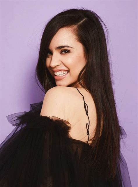 J Loves Zayn On Twitter Sofia Carson Sophia Carson Celebrities