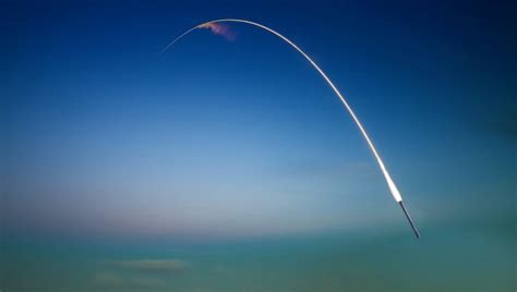 Play Spacex Launch Fails After Rocket Bounces Off Firmament