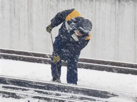 吉林：铁路部门多举措迎战入冬首场大范围降雪凤凰网吉林凤凰网
