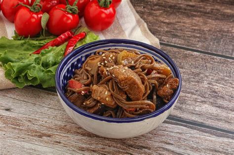 Premium Photo Udon Soba With Pork And Vegetables