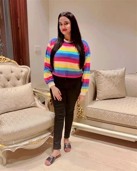 Kiran Tabeir 🌈 Instagram