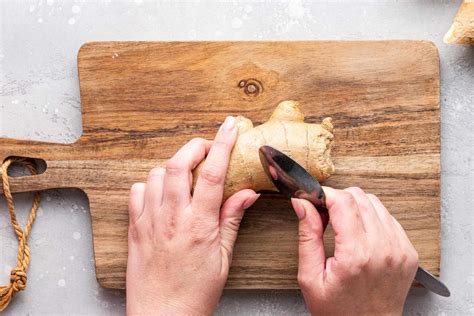 How To Cut Ginger Peel Slice Julienne Chop Mince And Grate