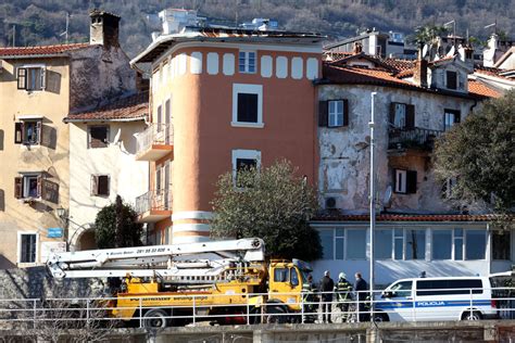 Kamion naletio na tri djevojke u Lovranu Jedna poginula jednoj se bore za život N1