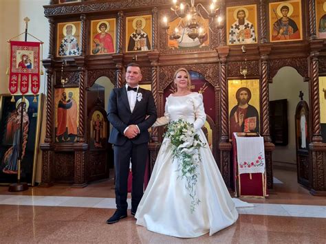 Biljana SeČivanoviĆ Kao Kraljevska Mlada Pevačica Na Svadbi