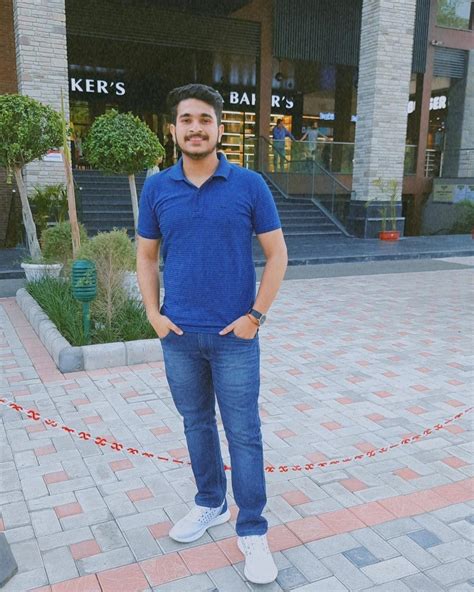 Suhit Gupta Medium