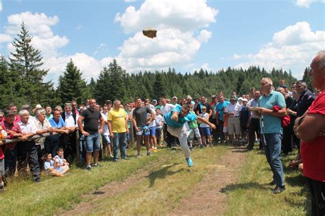Девети сусрети златарских села на Ивањдан