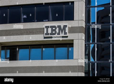 Ibm Mainframe Hi Res Stock Photography And Images Alamy