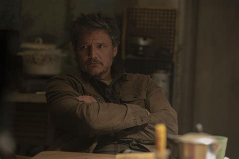 pedro pascal is the internet s daddy and twitter has uh things to say
