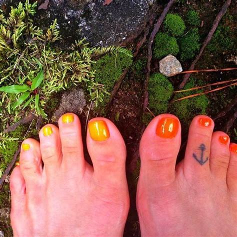 Jessie Ward S Feet I Piedi Di Jessie Ward Celebrities Feet
