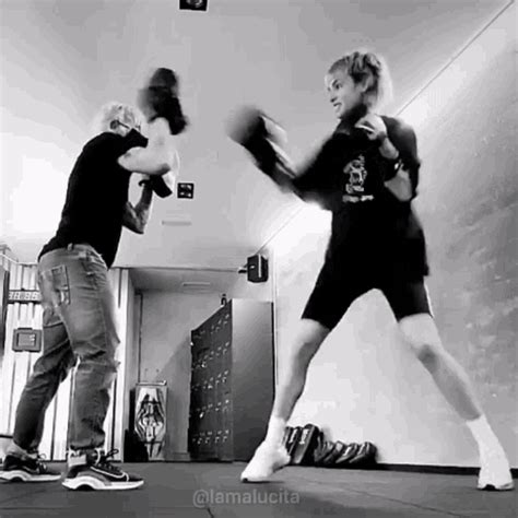 Natalialacunza Boxing  Natalialacunza Natalia Boxing Discover