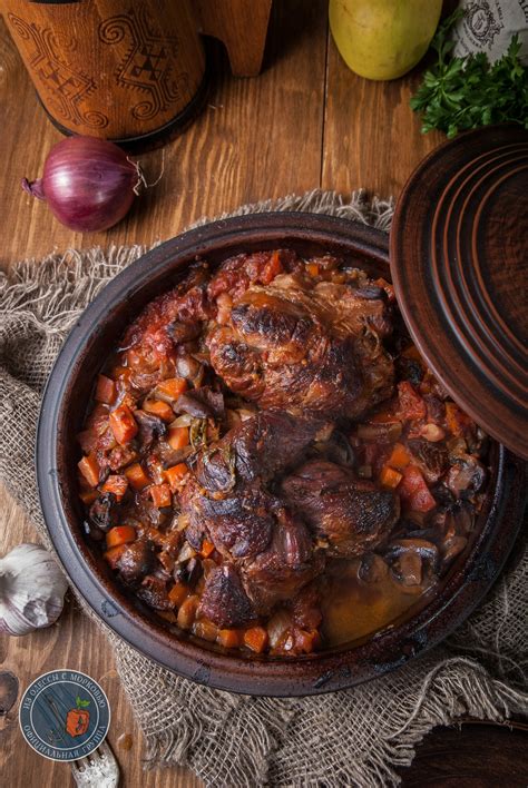 Литературная кухня Ведьмак Анджей Сапковский Говяжья голяшка