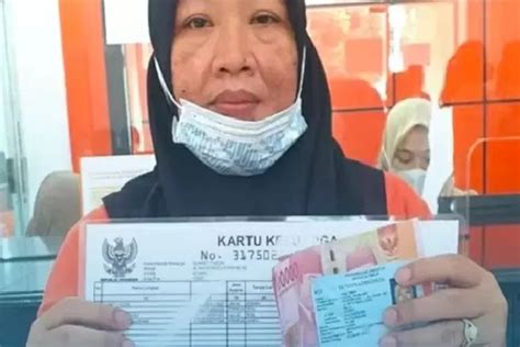 Selamat NIK KTP Ini Dapat Bantuan Beras Kali Hingga Uang Tunai Rp Juta Pada Tahun