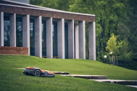 Ceora Robot Mower Platts Robotics