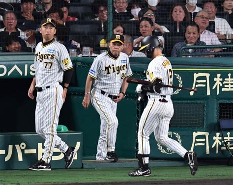 阪神・岡田監督 佐藤輝に「もっと早く打ってたら先制点になっているわけやからな。そういうことやろ？」【一問一答】阪神タイガースデイリー