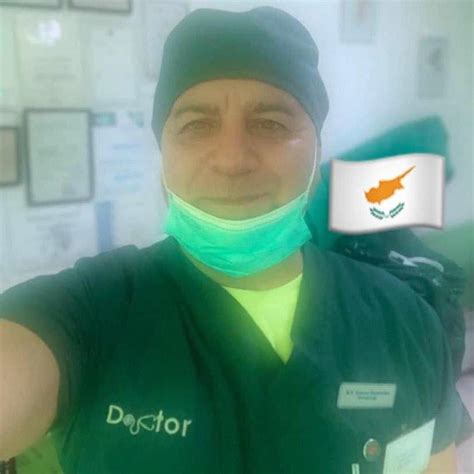 Естетиката е неделима част от всяко стоматологично лечение наред с функцията Тя е пряко