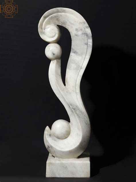 Small White Marble Sculpture At Mark Villa Blog