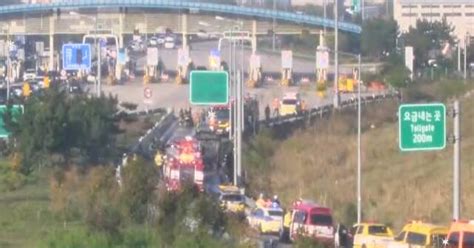 인천김포고속도에서 화물차 화재현장 통제