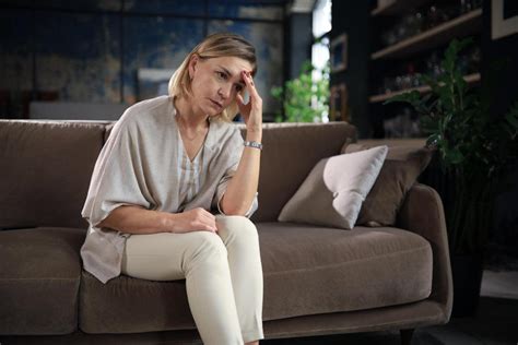 Signs That You Need Hormone Replacement Therapy Hrt Welzo Welzo