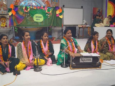 Women Celebrated Hariyali Teej In Kanpur कानपुर में महिलाओं ने मनाई