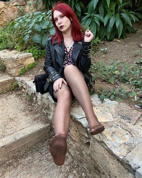 Nylon Feet R Nylonfeetlove