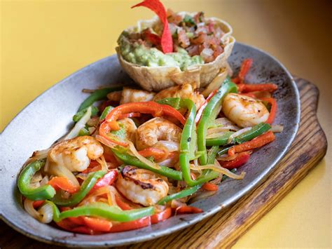El Coyote Review Fairfax Los Angeles The Infatuation