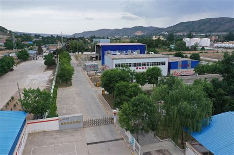 长庆油田采油二厂：油泥变“净土” 新华网甘肃频道