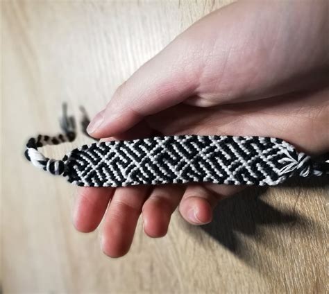 Normal Pattern 23210 Braceletbook