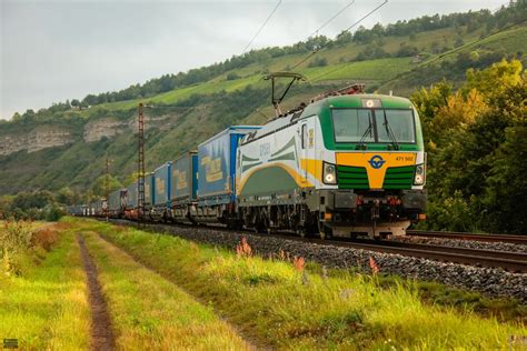 471 502 GYSEV mit LKW Walter KLV in Thüngersheim August 2021