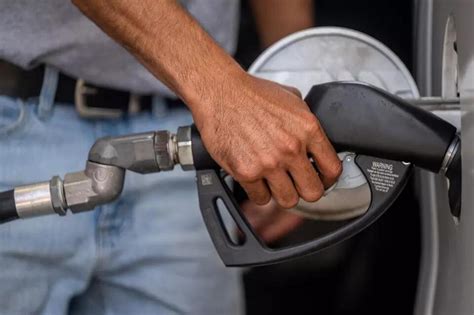 Gas Prices Expected To Decline For 3rd Straight Year In 2025 Newsbreak