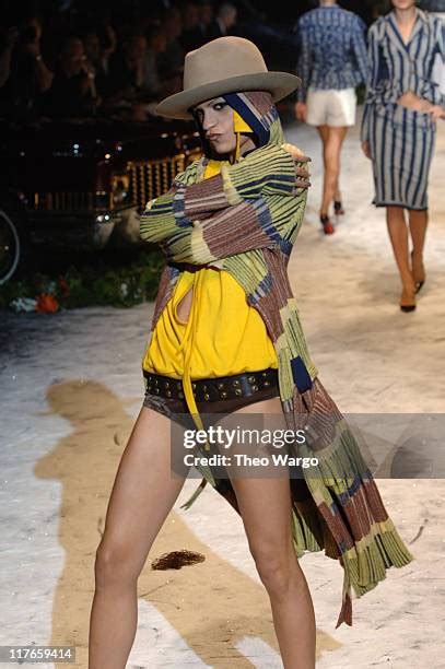 1177 Omayra Mota Photos And High Res Pictures Getty Images