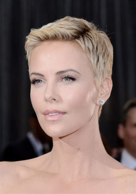 25 Short Pixie Haircuts And Ways To Style Them Styleoholic