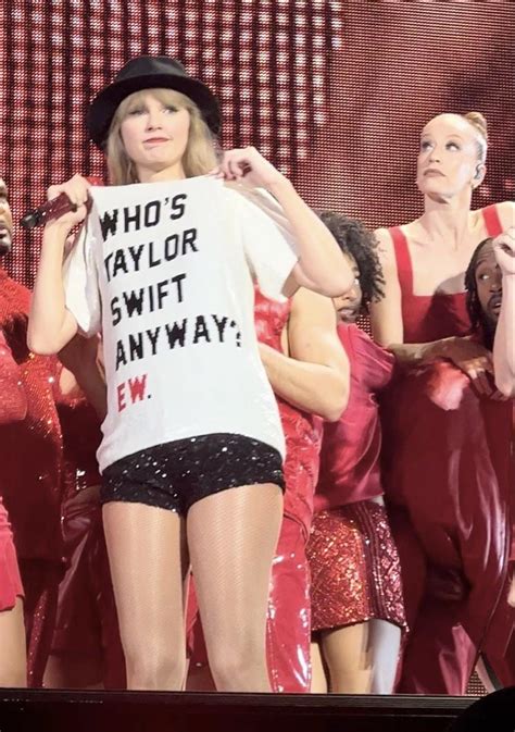 Taylor Swift 22 Outfit • The Eras Tour Red Era Taylor Swift 22