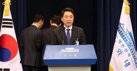 ‘안희정 친구 박수현 전 靑대변인 “충남도지사 선거운동 중단”
