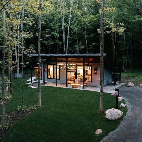 Tiny Check Out This Bombshell Tiny House